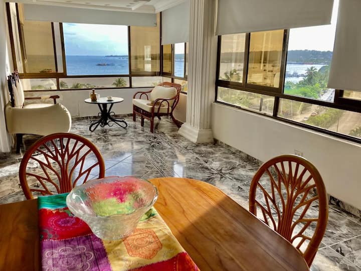 Apartamento Frente Al Mar Bahia Fragata 7 Piso - San Andrés