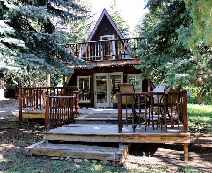 Rocky Mountain River Retreat - Allenspark, CO