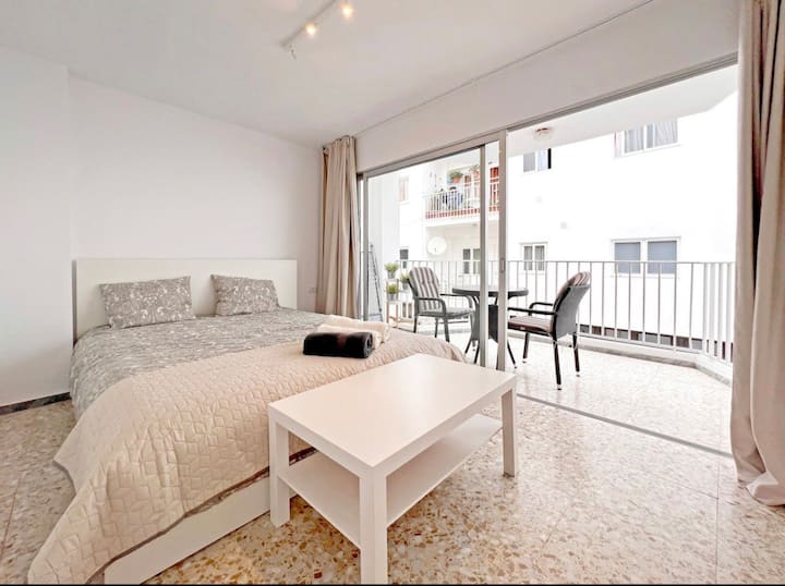 Lovely 2bedroom Apartment In Los Christianos - Los Cristianos