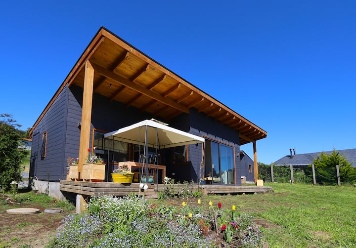 Moderna Casa A 3 Min. De Villarrica - Villarrica