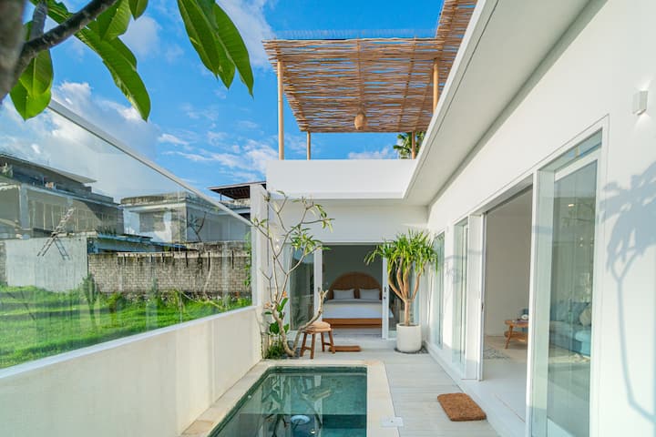 Exquisite Villa: Stunning Pool, Rice Field Views - Villas for Rent in ...