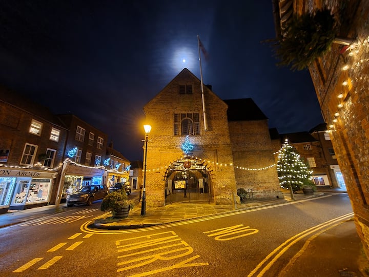 Charming Period Cottage In Festive Market Town - Wallingford