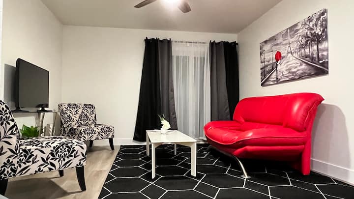 Daylight Dreaming. Exceptional New 2-bedroom Condo - Gresham, OR
