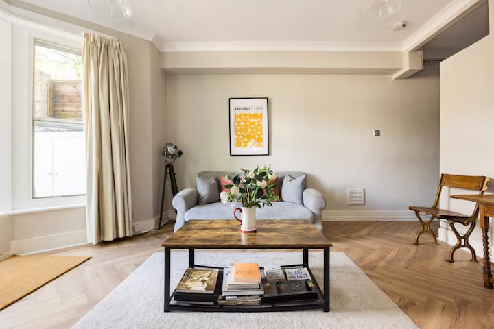 Olympia's Torch – 1 Bedroom In Kensington - Fulham