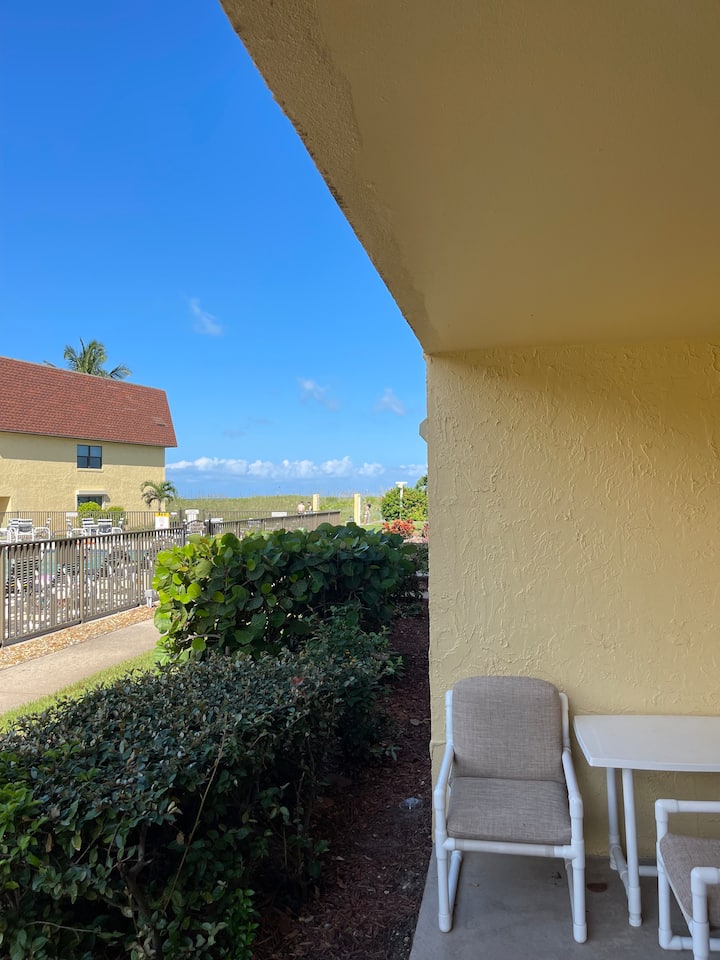 Cocoa Beach Club - Unit 104 - ココアビーチ, FL