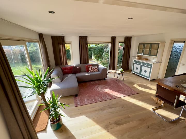 Royaal Vakantiehuis In Bosrijke Omgeving - Barneveld