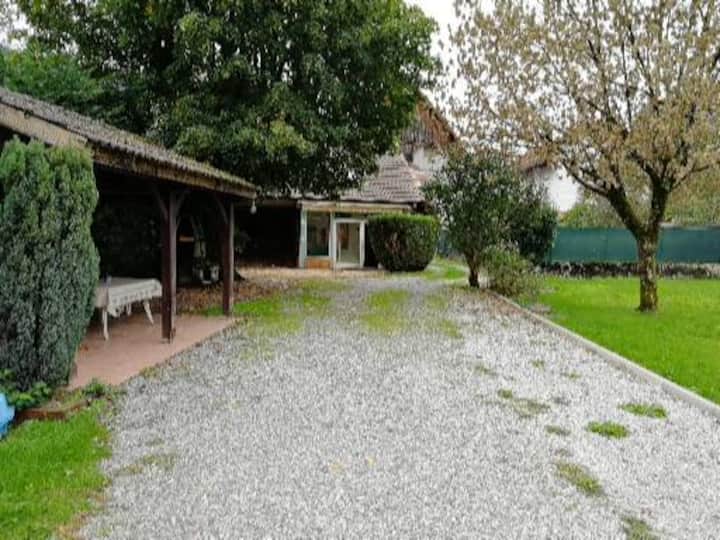 Maison De Ville Au Calme - Bonneville