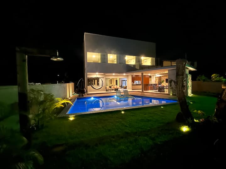 Casa Paraíso - 06 Suites - Guarajuba - 200 Meters From The Beach - バイーア州