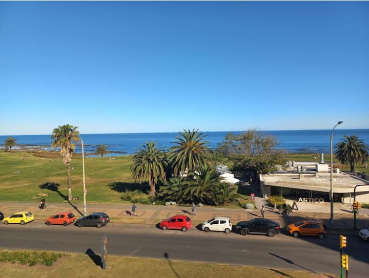 Sea Front 3 Bedroom Apartment In Punta Carretas - 몬테비데오