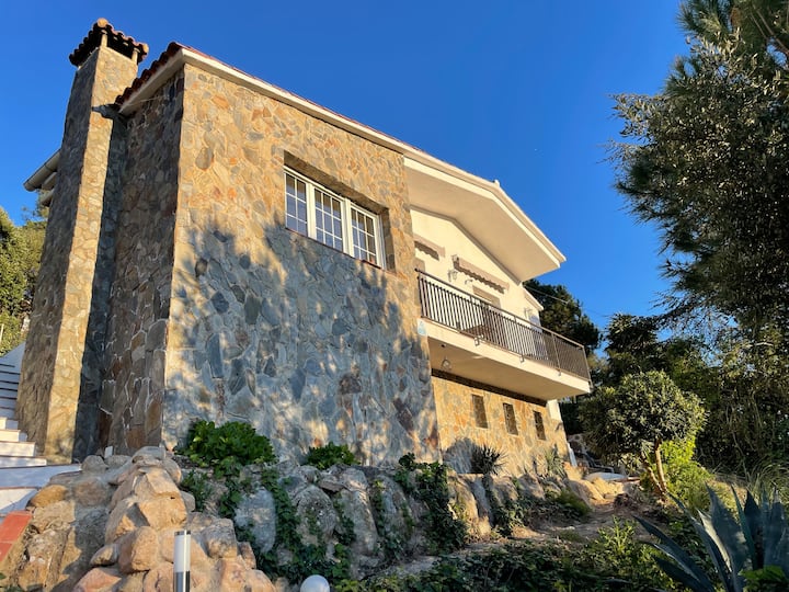 Stunning Cottage Overlooking The Mediterranean Sea - Costa Brava