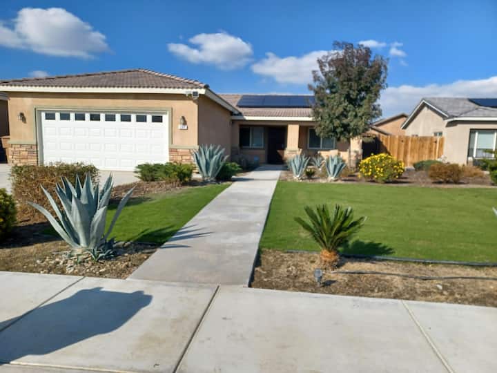 Relaxing Get Away In Bakersfield - Bakersfield, CA