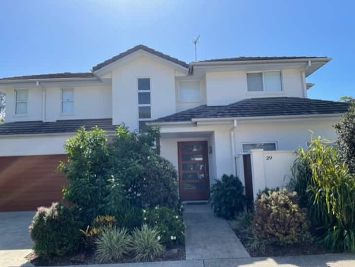 Byron Townhouse In Seadrift Complex With Pool - Byron Bay