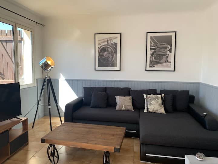 Niveau De Villa Avec Jardin Privé - Marseillan