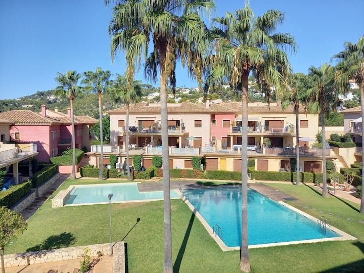 Heerlijk 6-persoons Appartement - Benisa