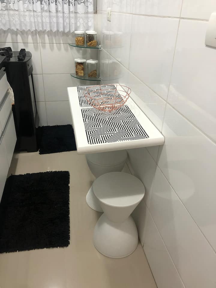 Apto Lindo, Fresco E Arejado! Descanso E Diversão! - Santos, Brasil