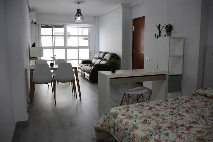 Apartamento Reformado En El Centro De Almería - Huércal de Almería