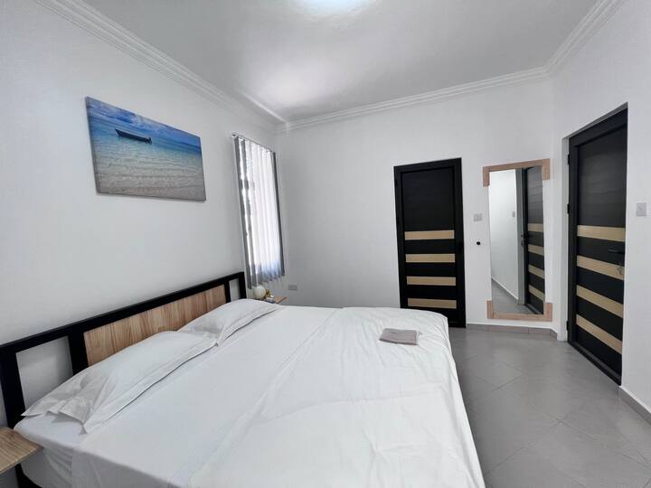Sunshine Residence - 6 Bed En-suite & Private Pool - Mauritius