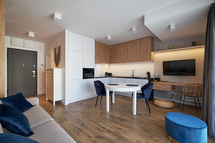 Studio Nad Rzeką 72, Rynek 500 M - Wrocław