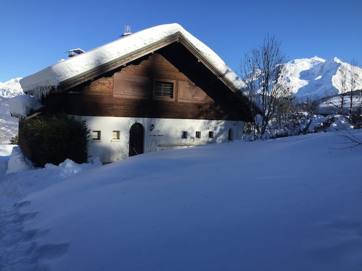 Chalet Chaleureux Avec Vue Magnifique Sur Mt Blanc - Combloux