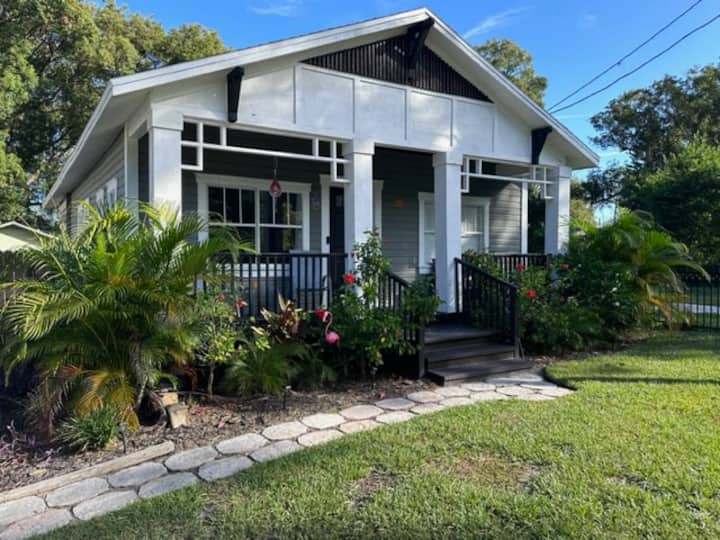 Wonderful 2-br, 2 Bath Cottage Near The River. - Tampa, FL