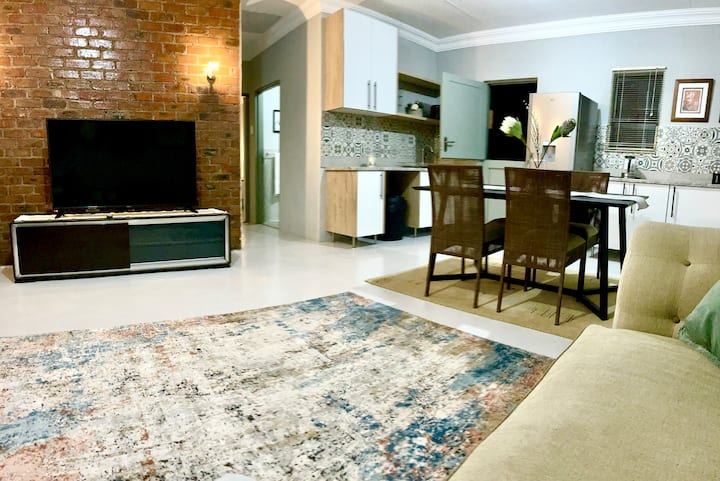 The Comfy Corner @ Skyfall Country Estate - Polokwane