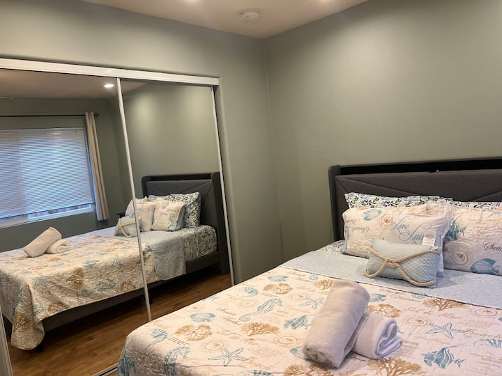 555 #11 Dwntwn Twnhse W/crtyard,a/c - Palo Alto, CA