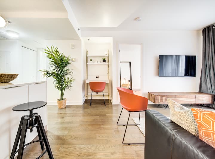 Luxury Retreat In Griffintown - Montreal