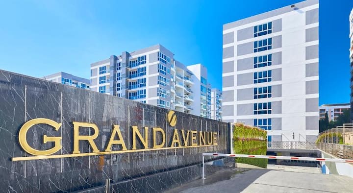 Grand Avenue I Emplacement Parfait 1br I Séjour Au Mois Z - Pattaya