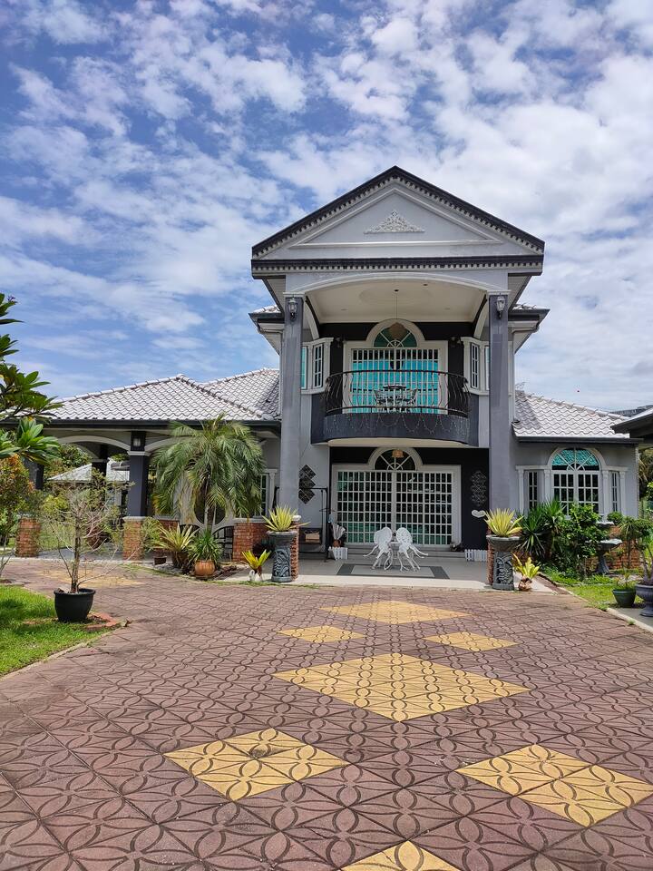 The Bungalow Homestay With Private Pool By Cheta - Alor Setar