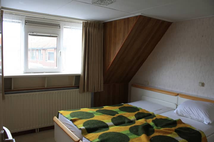 3-bedroom Home, Walking Distance To Train Station - Zoetermeer