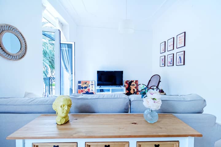 Design, Beach And City Center - Valencia