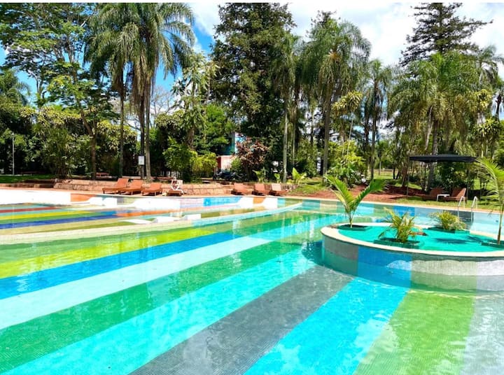 Cabaña 7 Paxs Con Piscina En Complejo Beer Hotel - Puerto Iguazú