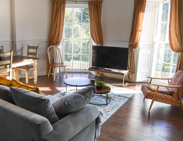 Slateford House 1770 - The Jacobite's Stronghold - 3 Bedroom Apartment - Edimburgo
