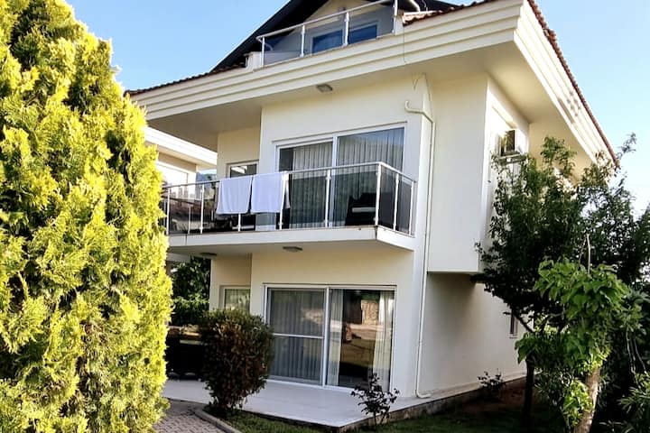 Modern Detached 3 Bedroom Villa With Shared Pool - Ölüdeniz