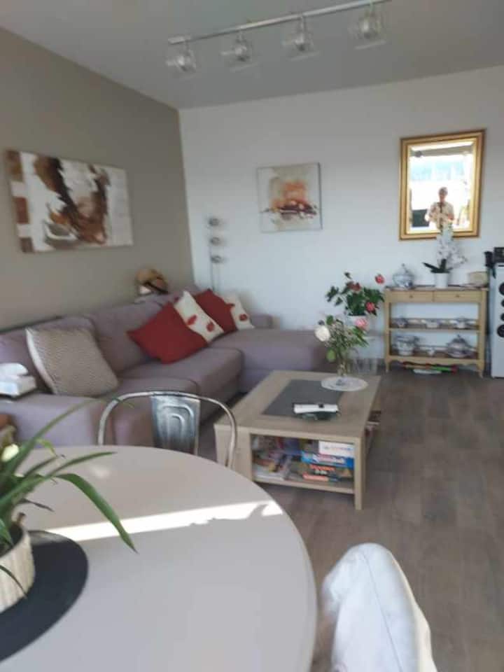 Appartement En Résidence Avec Place De Parking - La Seyne-sur-Mer