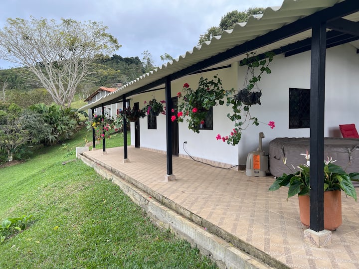 Acogedora Casa Campestre Perfecta Para Descanso. -