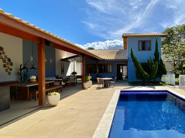 Casa De Luxo Com Piscina Churrasqueira E Sinuca - Guarapari