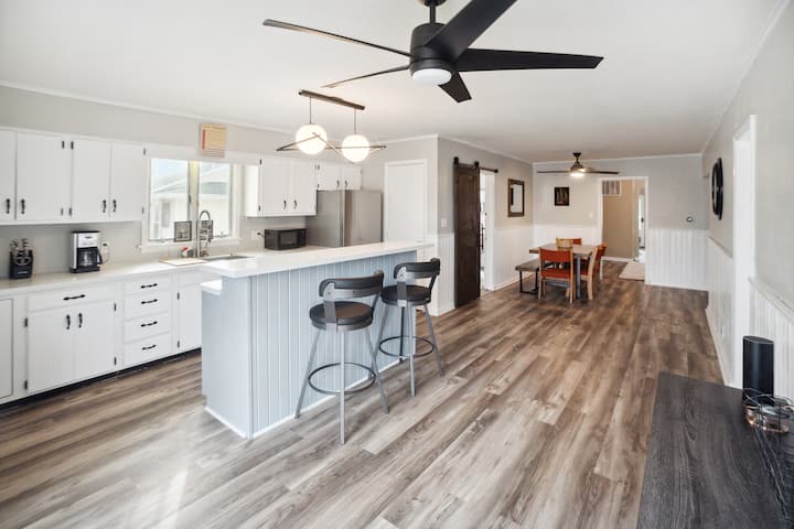 Create Your Memories At The Lake - Port Clinton, OH