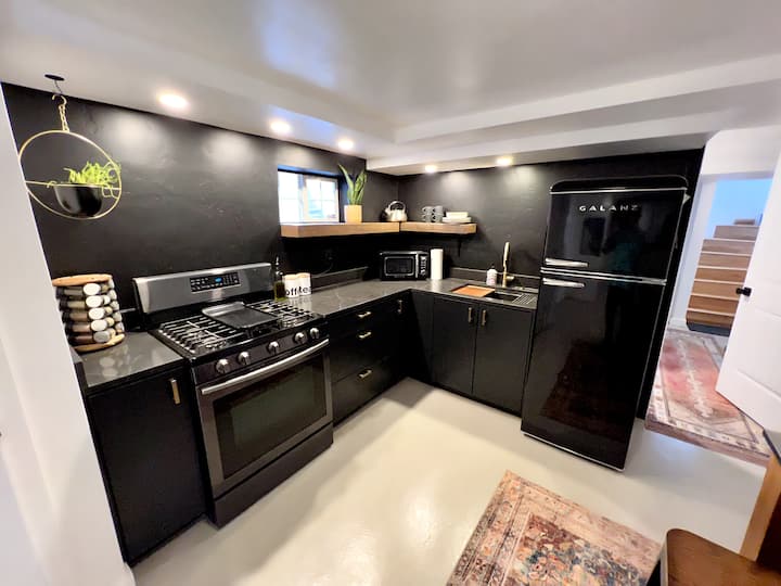 Brand New Suite! Near Ski Resorts, Downtown Slc - Salt Lake City, UT