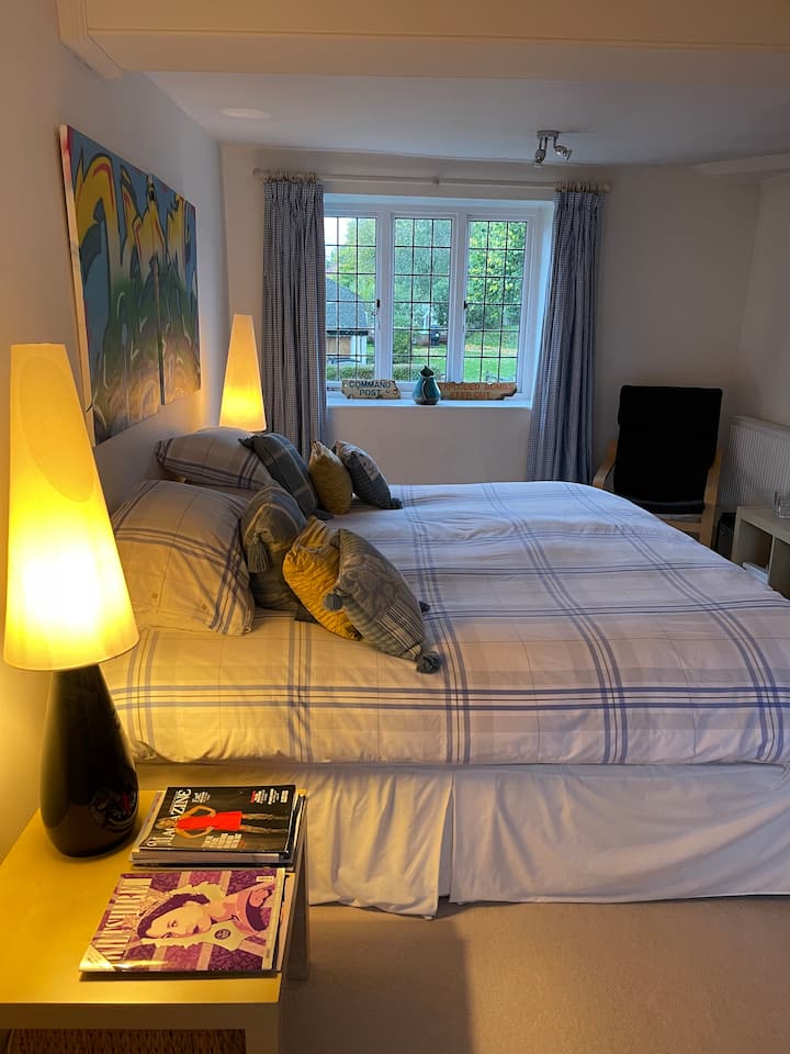 Welcome To The Close A Stunning 1 Double Bedroom - Amesbury