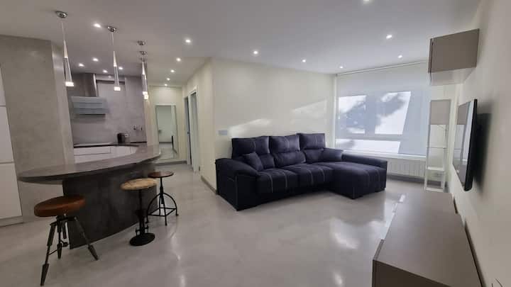 Apartamento Moderno En El Sardinero - Santander, España