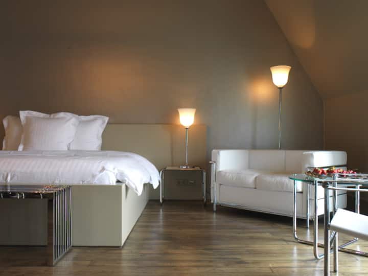 Sfeervolle Bed And Breakfast
Romantisch Of Design - Poperinge