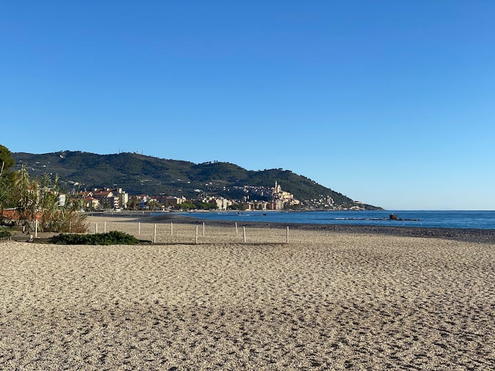 Casa Con Accesso Spiaggia - Imperia