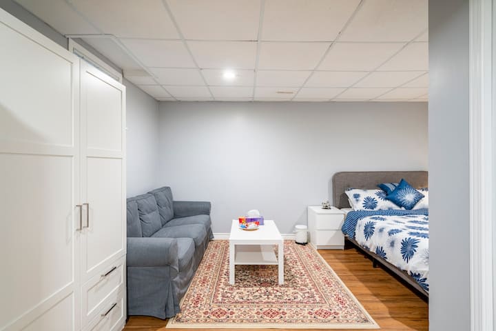 Basement With Parking Near University - Guelph