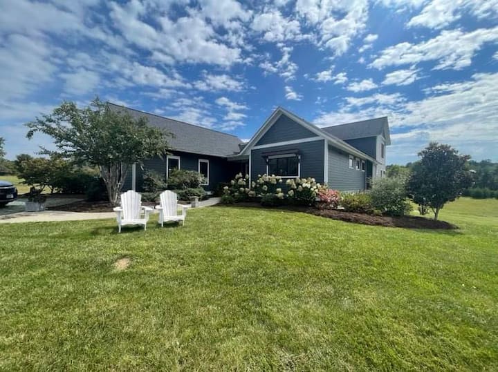 Modern Farmhouse In Keswick 4br/4ba - Keswick Vineyards, Keswick