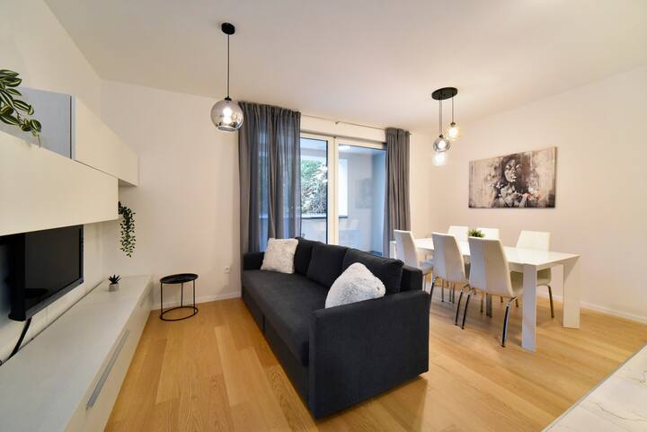 Ophelia Two Bedroom Apartment + Free Parking - Zagreb