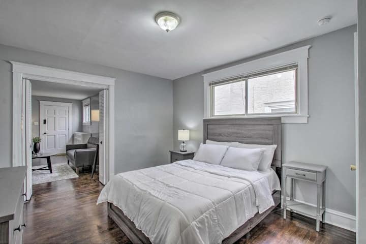 Open Space 1 Br W/ In-unit Laundry Near Downtown - Bryn Mawr, PA