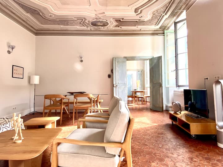 Charme Du Vieux Nice 2ch. à 100m De La Mer +Studio - Nice