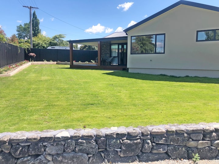 New On Simons - Twizel