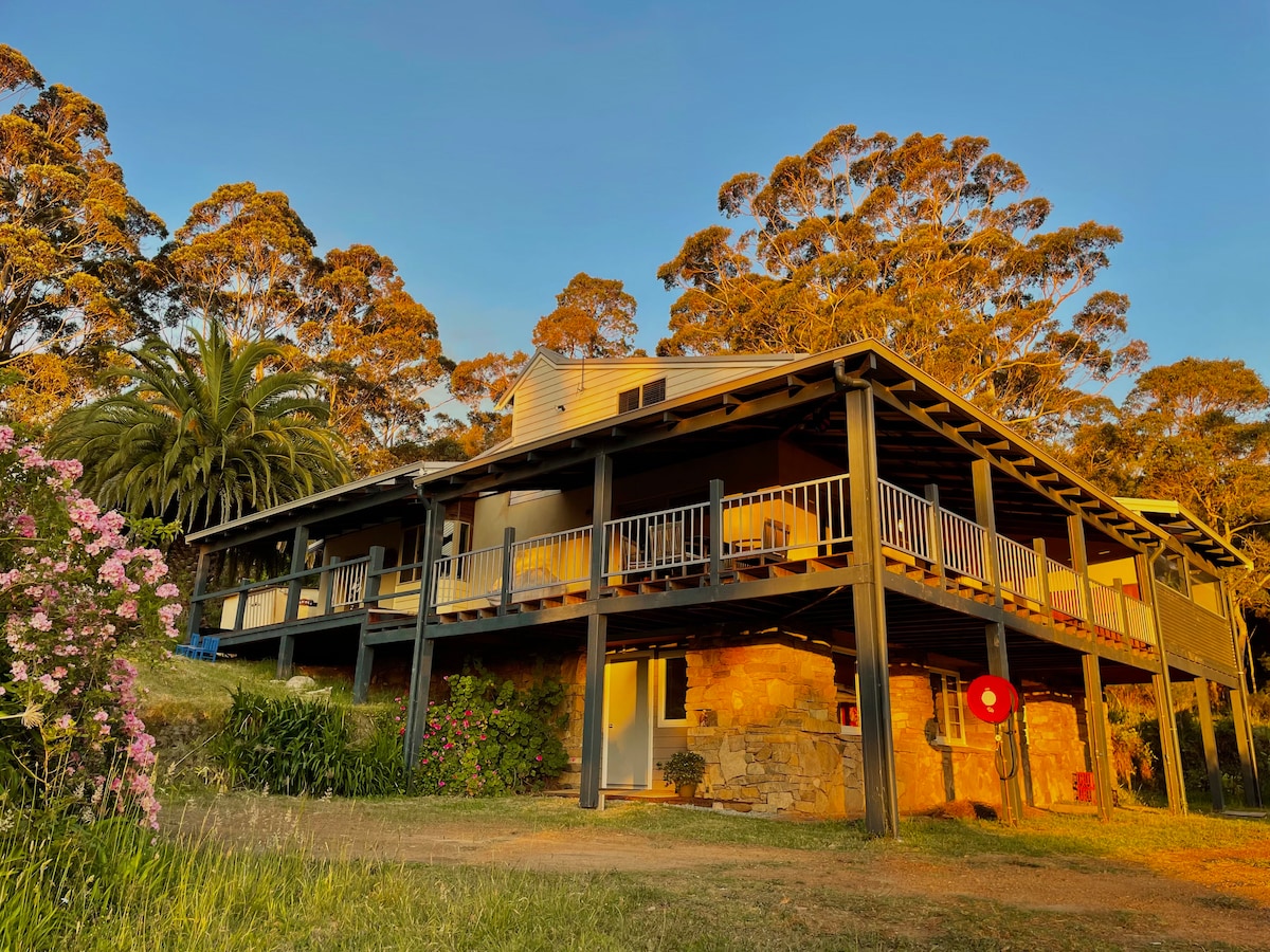 4 bedroom villa with magnificent views - Villas for Rent in Shadforth ...